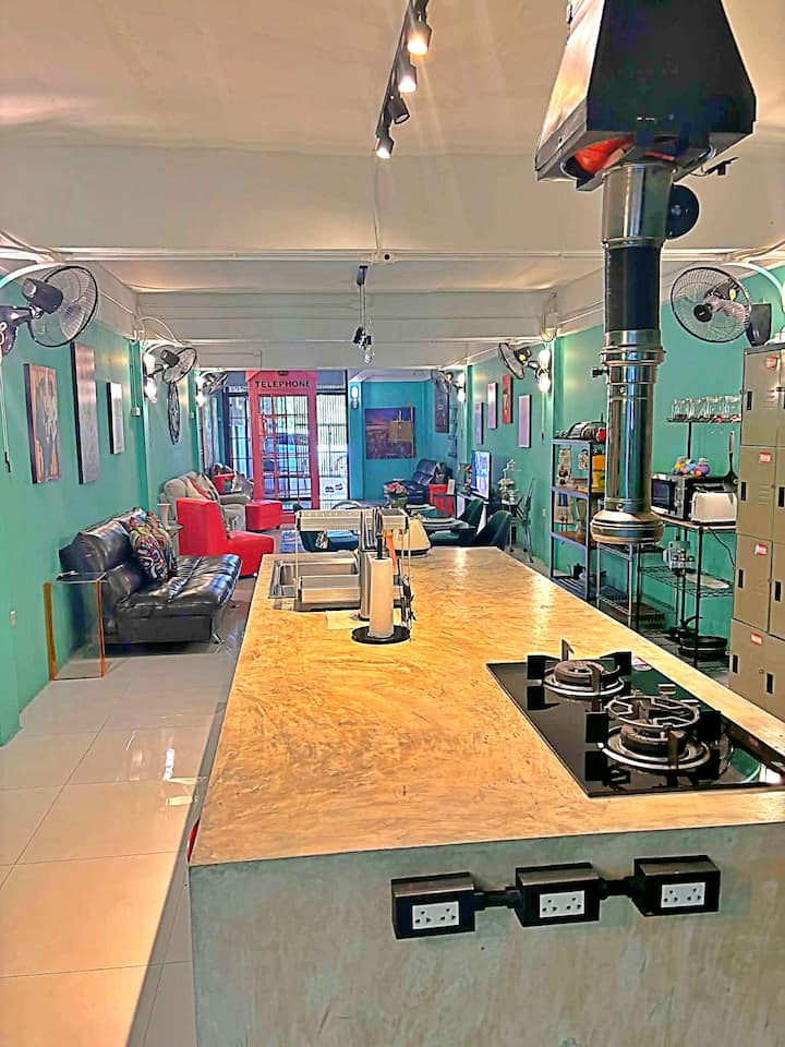 10 Minutes To The Shopping Mecca Of Neimenheiman - Chiang Mai