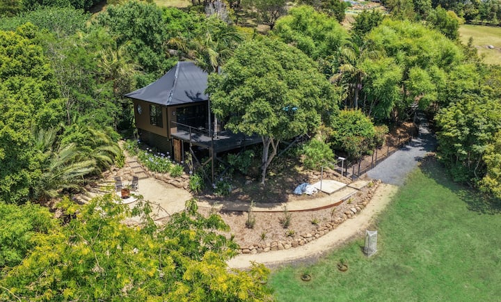 Green Buddha - Unique Balinese Studio - Ulladulla