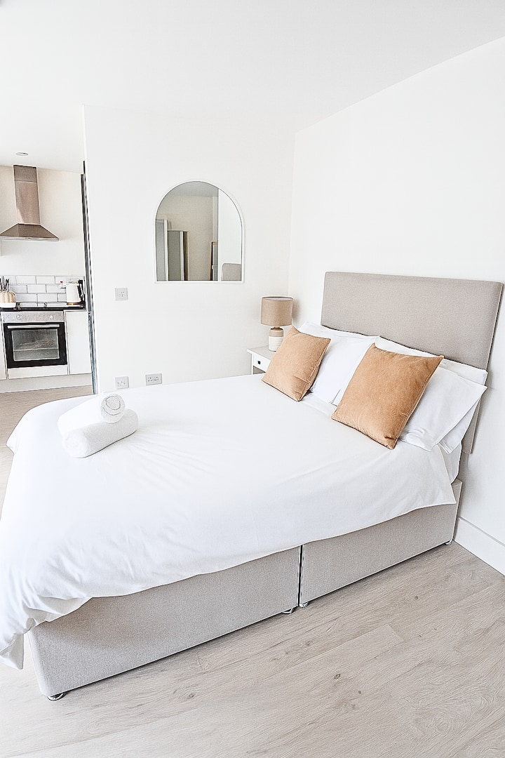 Modern Studio Flat Close To Hereford City Centre - 赫里福德