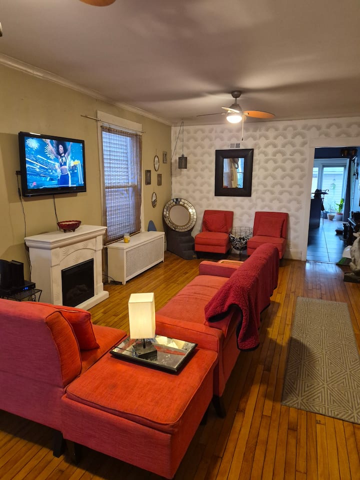 The Palm: In The Heart Of Bay View - Milwaukee, WI