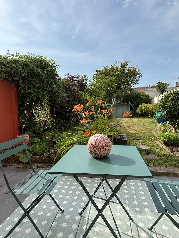 La Jolie Maison, Centre Ville 3 Chambres Et Jardin - Marne