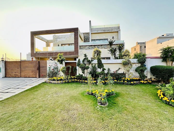 Haven Lodge | 3br Urban Retreat - Lahore