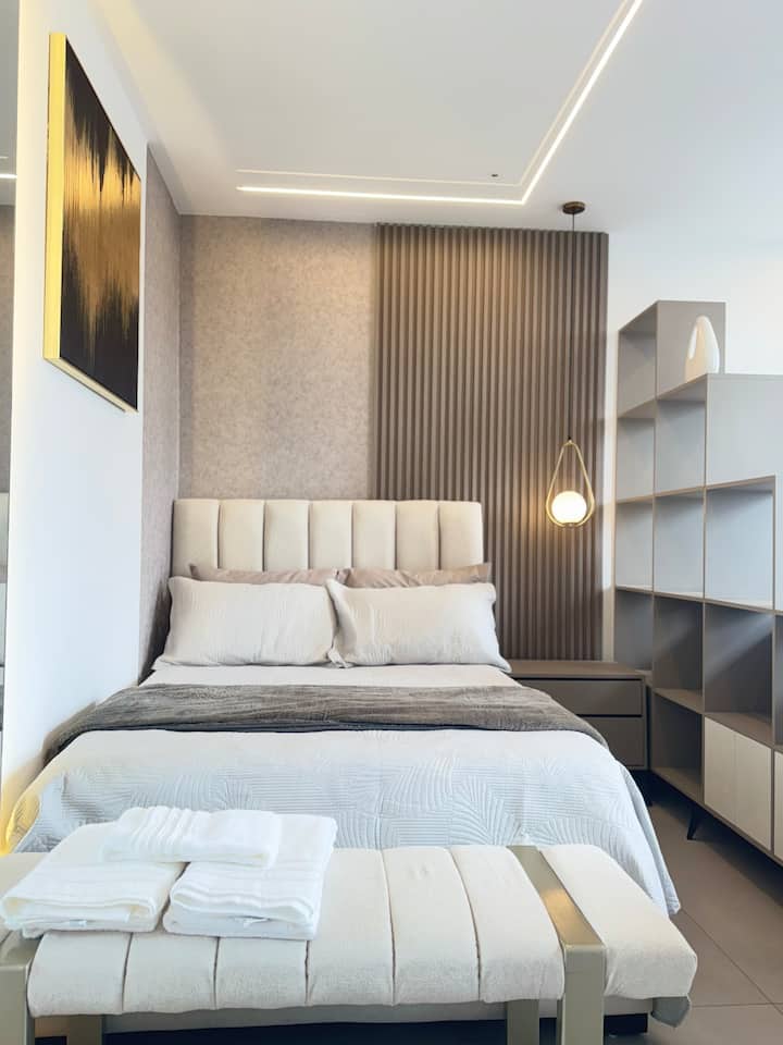 Airbnb De Lujo, Piscina, Gimnasio, Wifi, Coworking - Quito