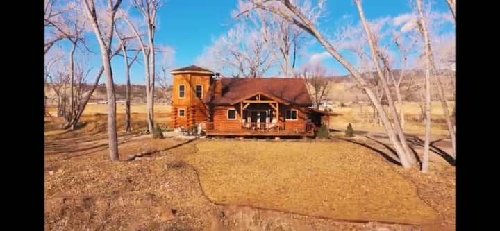 North Fork River Front Cabin - Paonia, CO