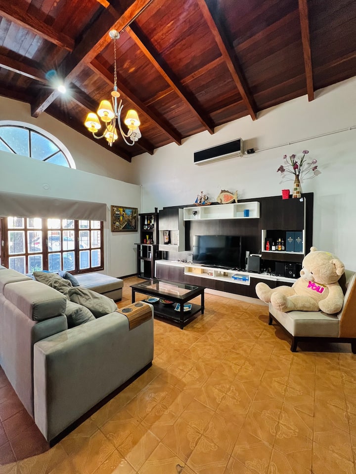 Espectacular Casa En El Centro De Posadas - Posadas