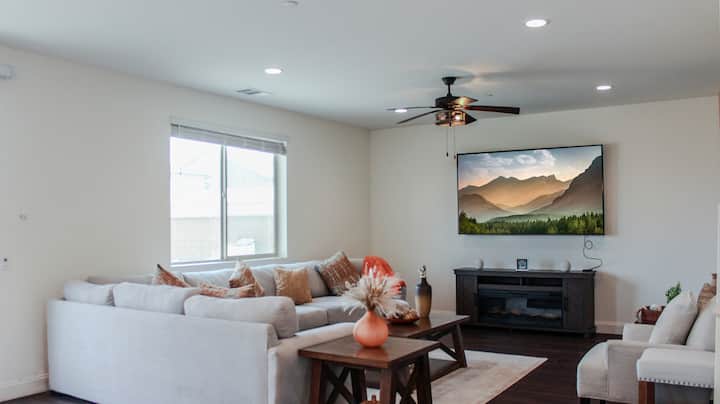 Spacious Cozy And Beautiful - Victorville, CA