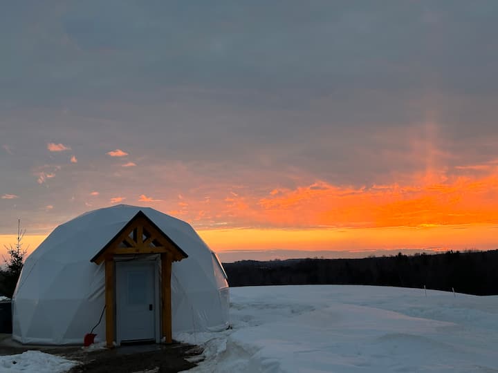 Sunset Dome In Wellington County - Fergus