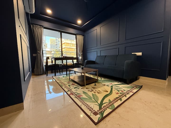 Plush Bandra West | Luxurious 2bhk Apartment - Mumbai