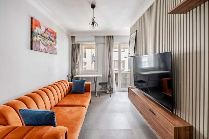 New Central Flat Near Metro W/elevator&balcony - Şişli