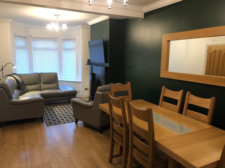 The Raven - Luxury 2 Br House! - Belfast