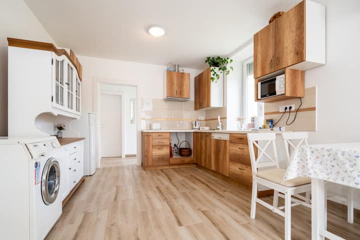 Livi Vendégház - Lake Balaton