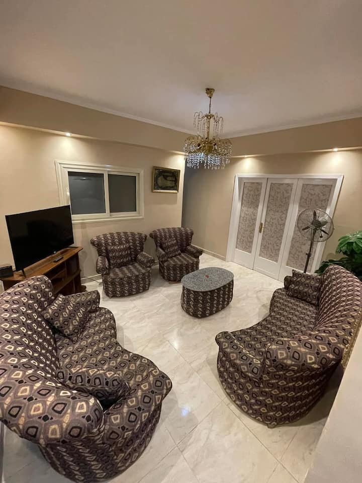 Single Room In Shared Apartment - Cairo