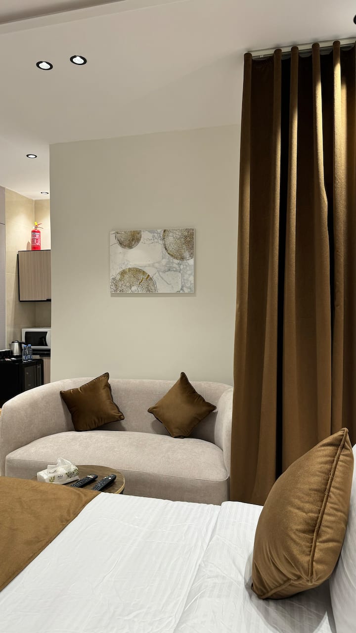 Classy Uniqiue Studio In Almuhammadiyah - Riad