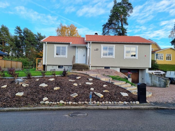Villa M Nära Till Allt. - Jönköping