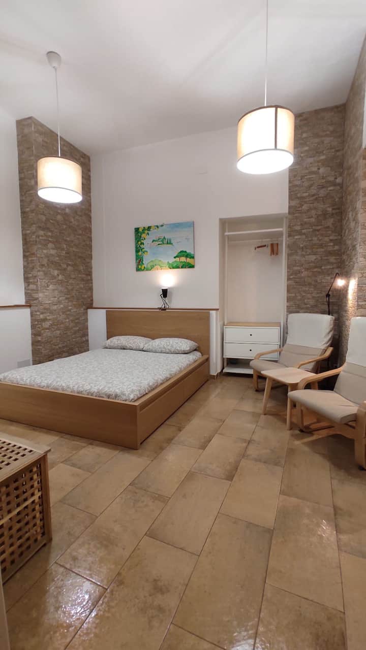 Just Home Maqueda Ale_2 - Palermo