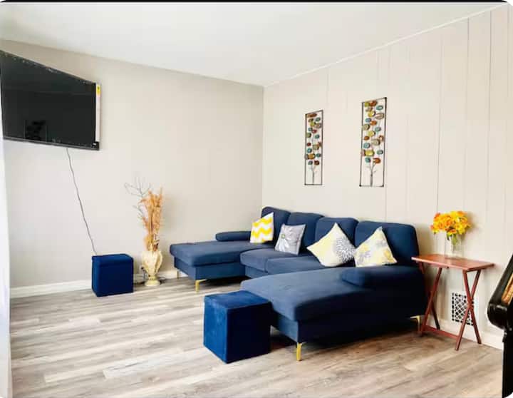 Sh’s Rest-house On The Go. 
Free Parking-wifi - Niagara Falls, NY