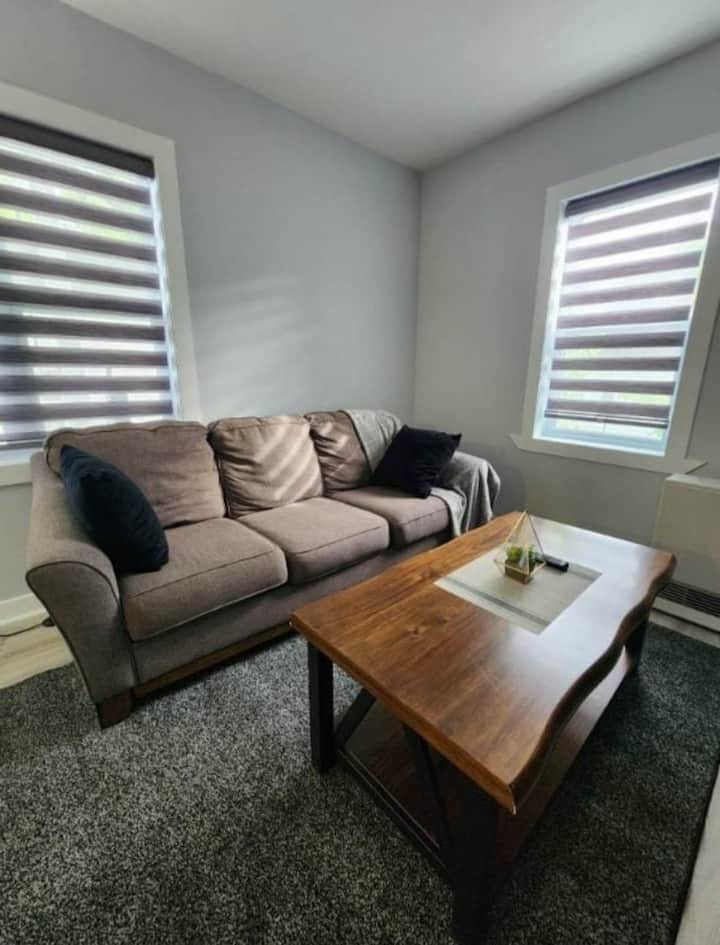 Stay Together - 2 Newly Renovated Apts - Cornwall, PE, Canadá