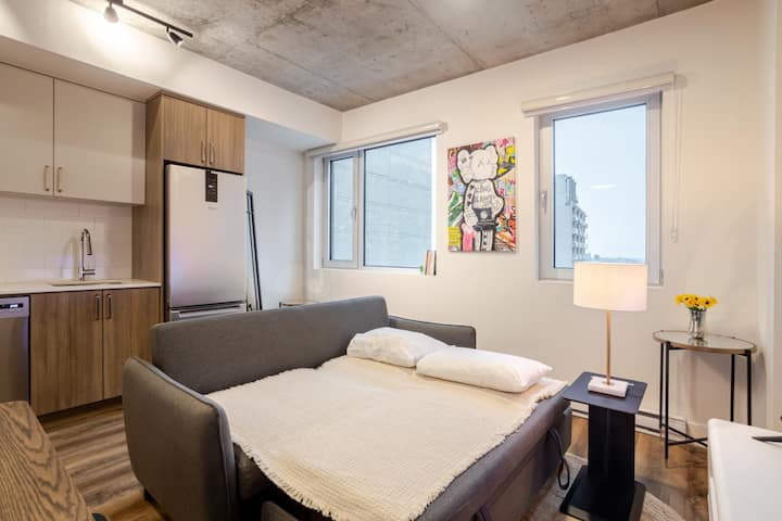 Trendy 1bdr Apartment In The Heart Of Dt Mtl - Montréal, QC