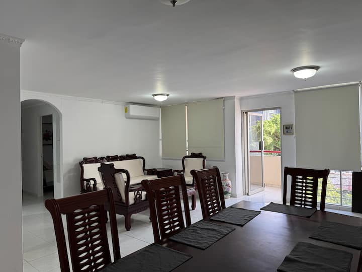 Cool & Clean 3-bedroom Apartment - Panama