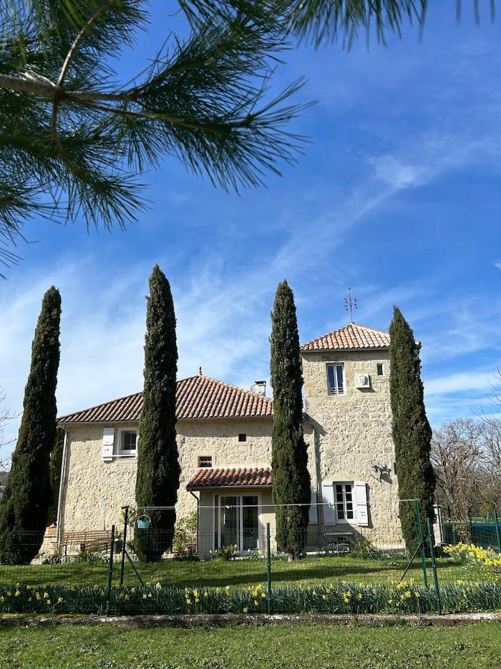 La Tour De Fromagère - Les Jardins de Coursiana