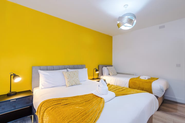 Near Anfield | Free Parking | Modern Stylish Stay - Liverpool