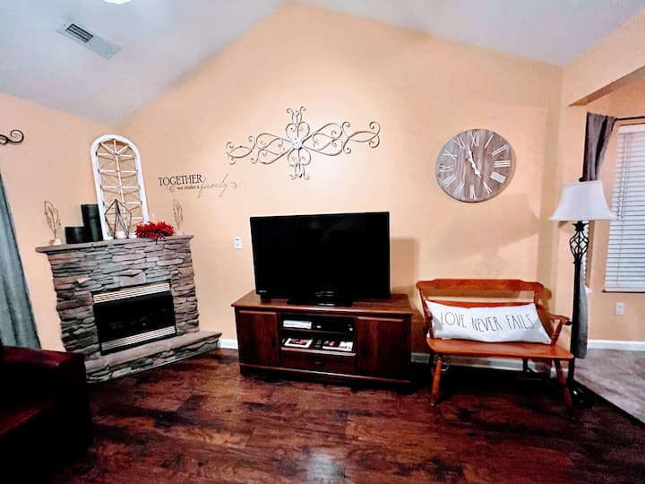 Family Fun. River Access. Near Dollywood & Ripken. - Pigeon Forge, TN