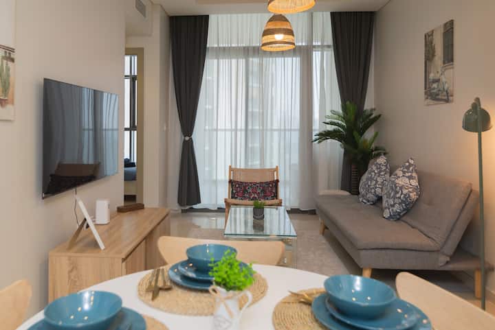 Cosy 49th Floor Canal View - Dubaï