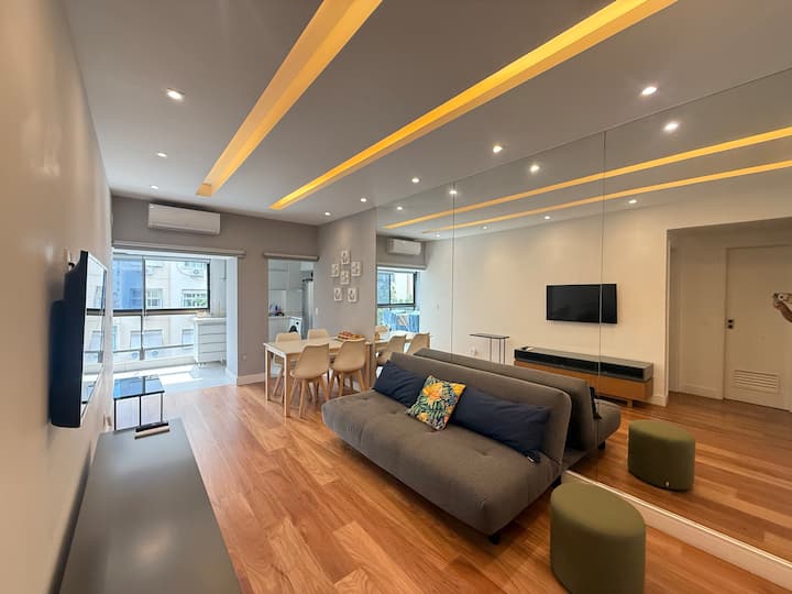 Apto St John Palace/ Posto 6 - Rio de Janeiro