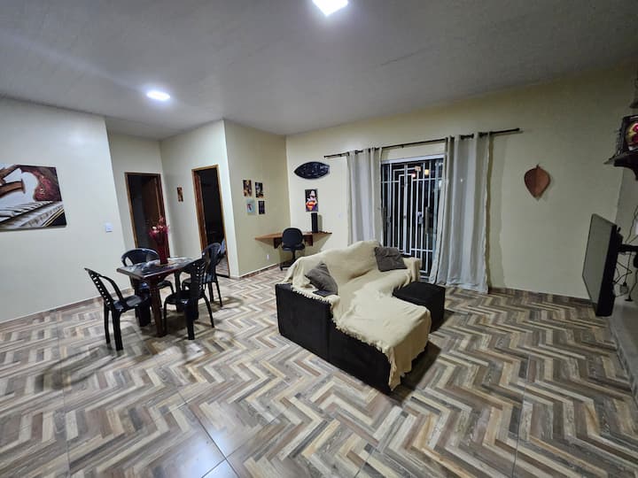 Apto 2/4 Com Suíte E Varanda - Belém