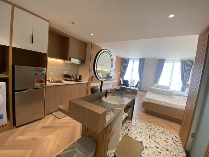 Deluxe Ocean View - Digital Nomads Apartment 925 - Hội An