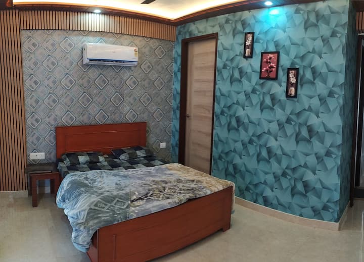 Taj Glance - 2 Km To Taj Mahal - Agra