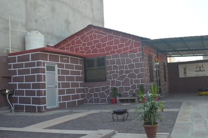 Zojila Hut In Jodhpur - Jodhpur