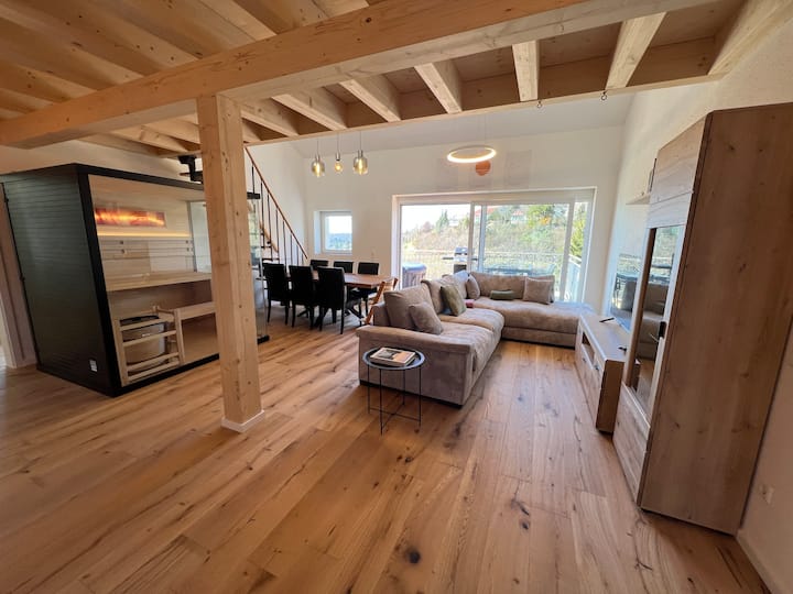 Wellnessoase! Sauna Und Whirlpool Mit Aussicht - Albstadt