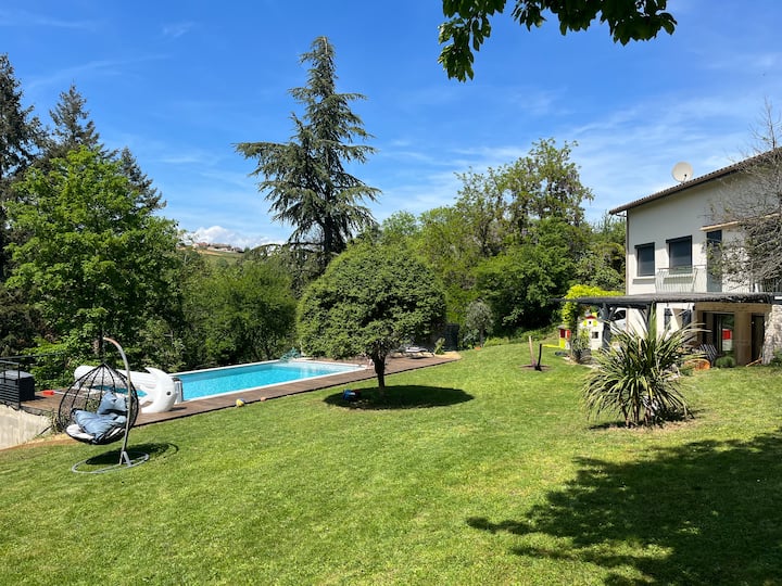 Grande Maison à La Campagne Avec Piscine - Bagnols
