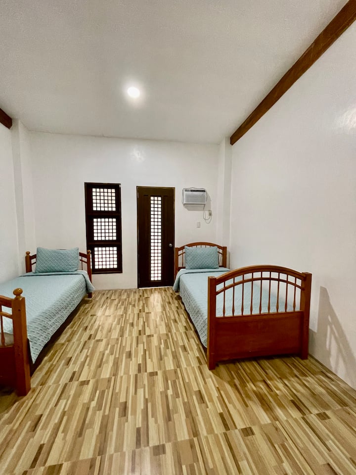 Victoria Inn Standard Room 2 - Guimba