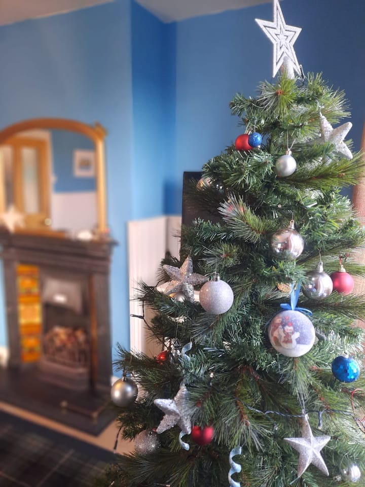 Quirky Charming Period Property - Robin Hood's Bay and Beach