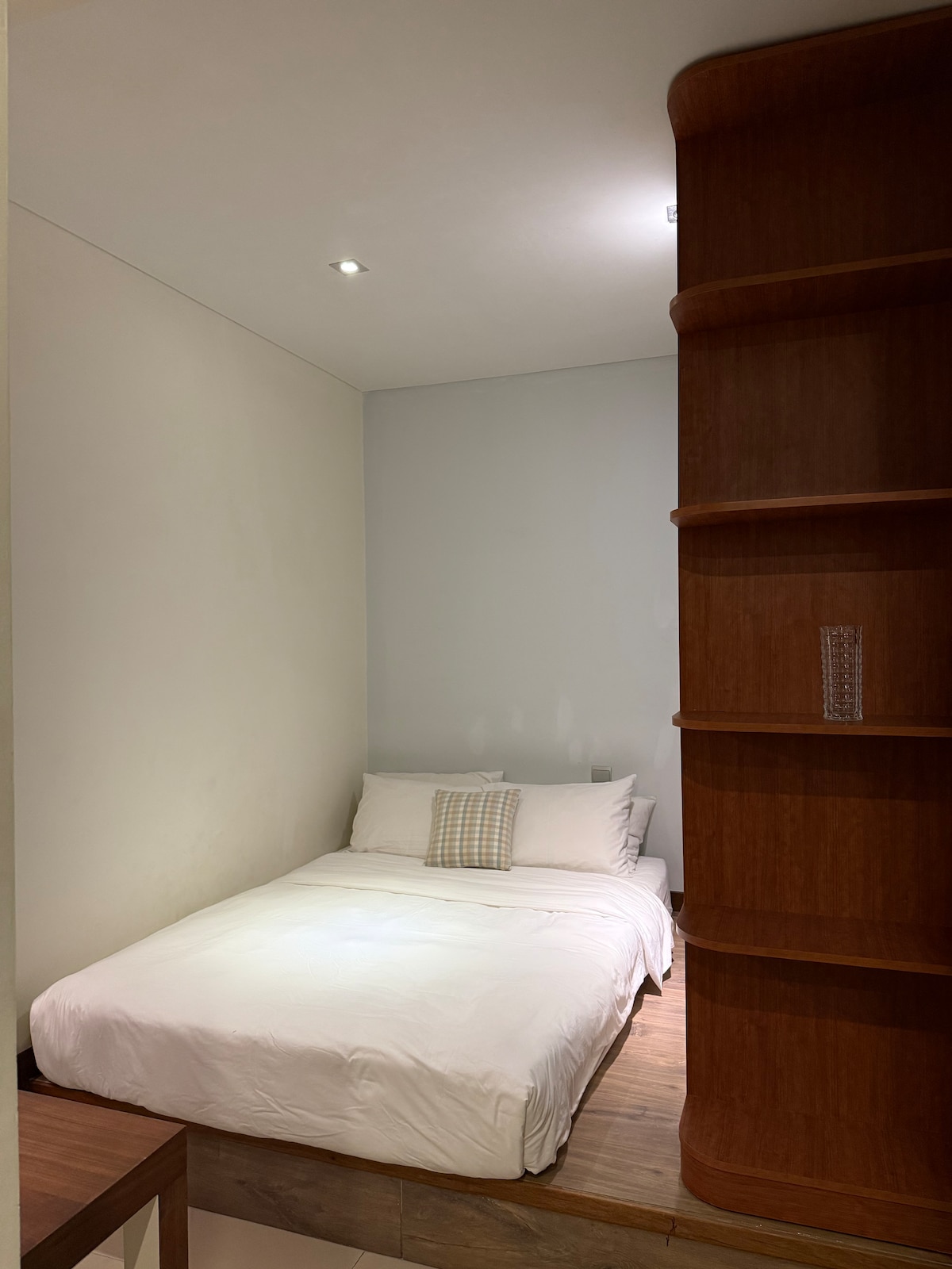 Alacart Beach 2 bedrooms apt share common area - Apartments for Rent in ...