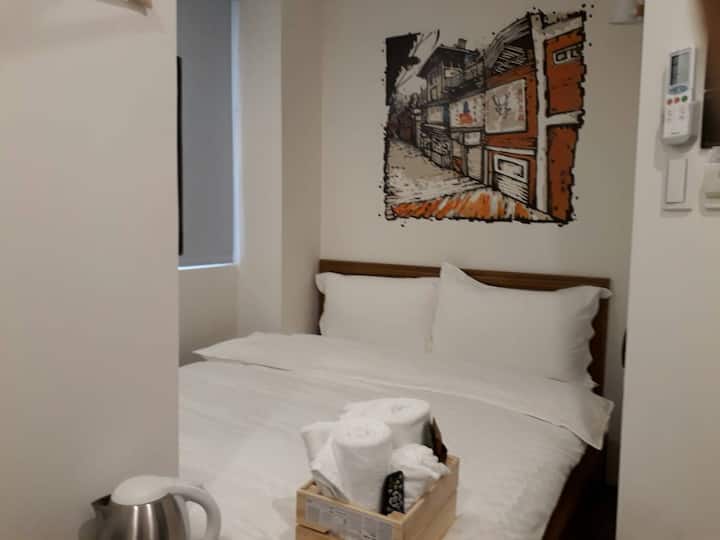 西門捷運旁 24小時超商大窗戶西本院公園景觀綠樹30天月租套房 - Taipei