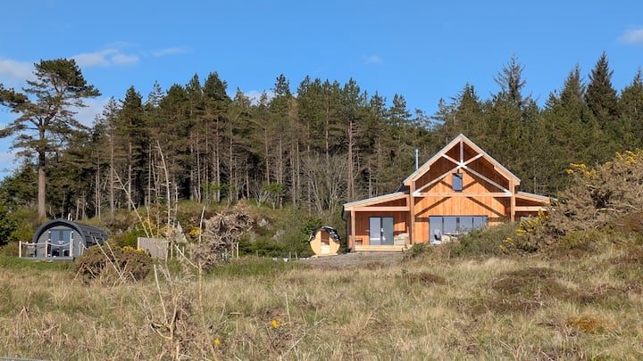 Herons Rest Pod
By The Sea - Loch Morar