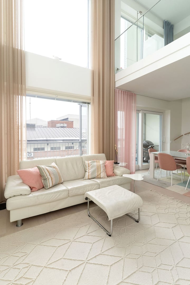 Laadukas Iso Kolmen Makuuhuoneen Loft-huoneisto - Tampere