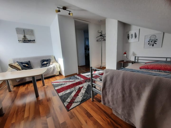 Gemütliche Dachgeschoss Wohnung - Brackenheim