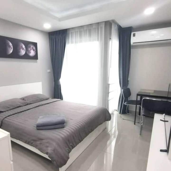 Seaview Studio On Pra Tham Nak - Pattaya City