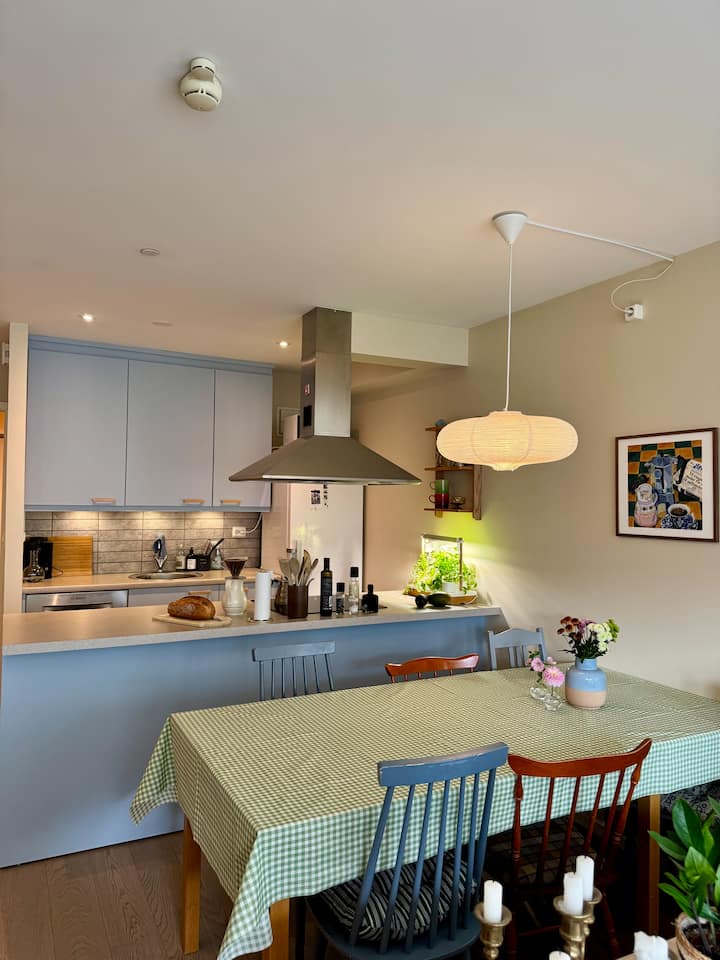 Nyoppusset Og Hjemmekoselig Leilighet - Tromsø