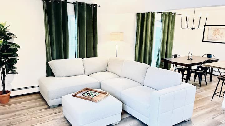 Alaskan Adventure New 2 Bedroom - Anchorage, AK