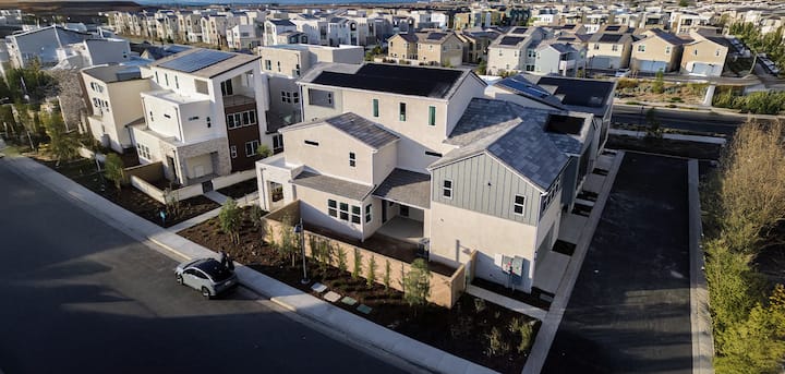 Brand New House (Disney, Beach)! - Irvine, CA