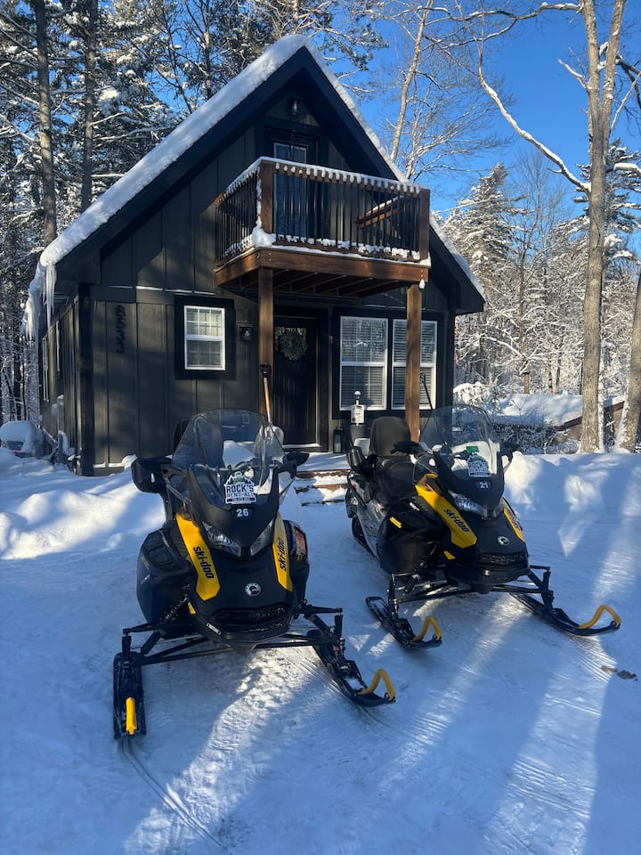 Little Cabin On The Hill - St. Germain, WI