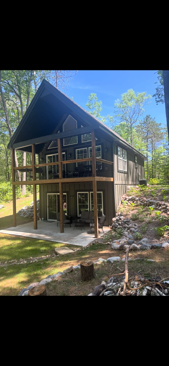 Little Cabin On The Hill - St. Germain, WI