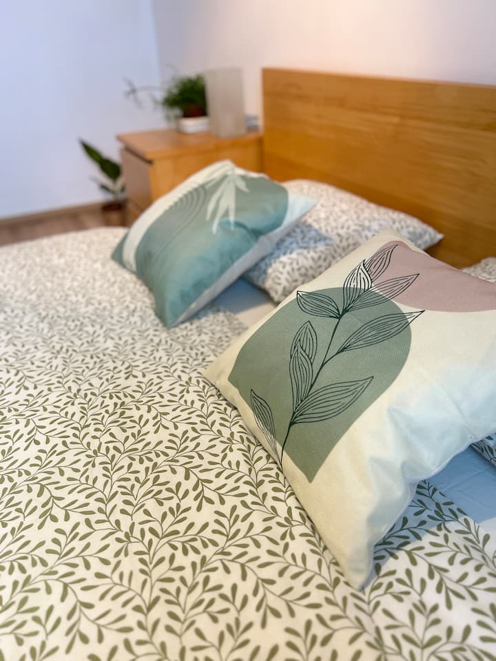 Quiet Apartment With Tower View - Prague