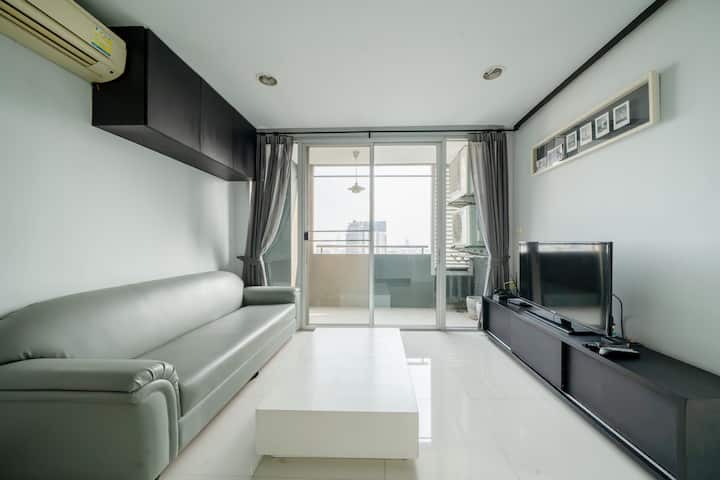 Cozy Stay In Prime Location At The Station Condo - Bangkok Noi