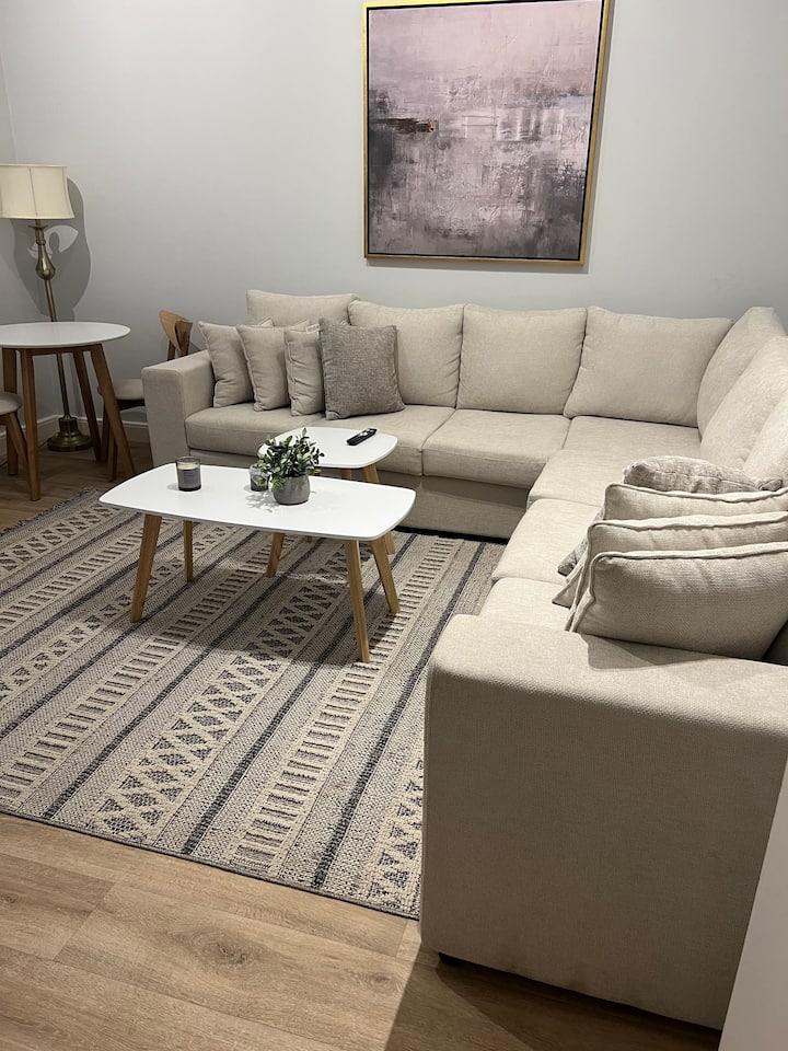 سكن ارضي تصميم راقي مدخل خاص - Rijad